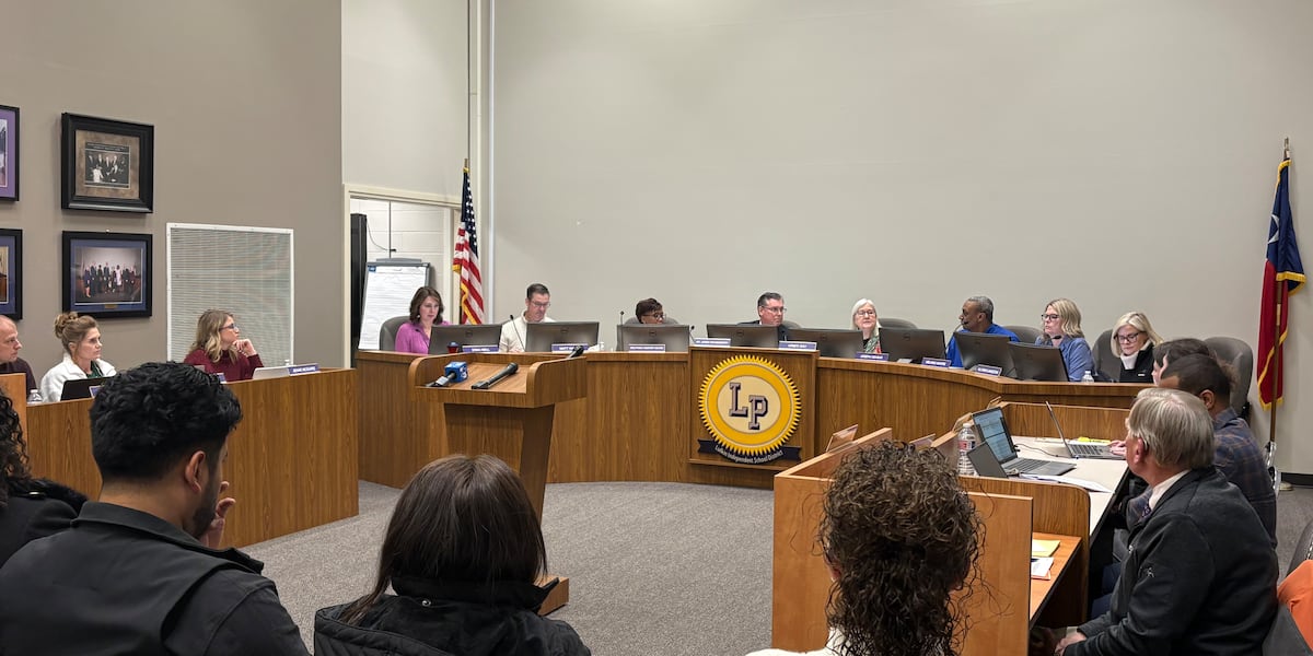 Lufkin ISD board approves closure of 2 campuses Lufkin ISD board approves closure of 2 campuses